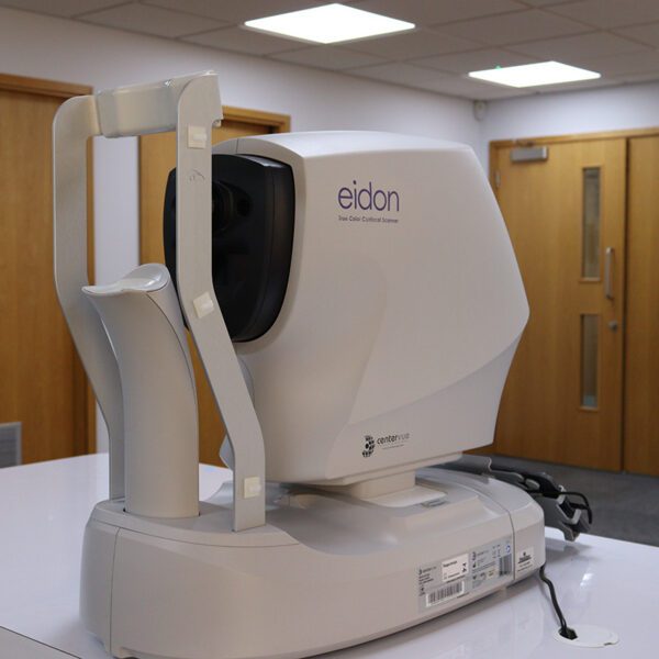 Optomed Aurora IQ Handheld Fundus Camera | Mainline Instruments